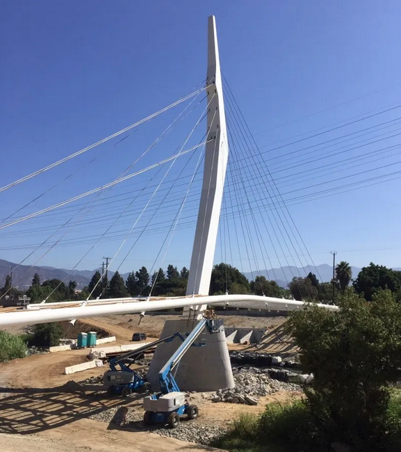 Eyes on the Street: L.A. River Bridge Construction Nears Completion ...
