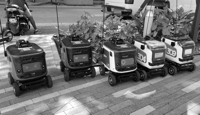 Study: 'Pedestrian Delivery Robots' Have a Lot of the Same Challenges ...