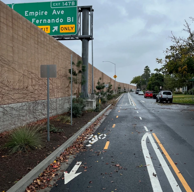 Eyes on the Street: Short Leland Way Protected Bikeway in Burbank ...